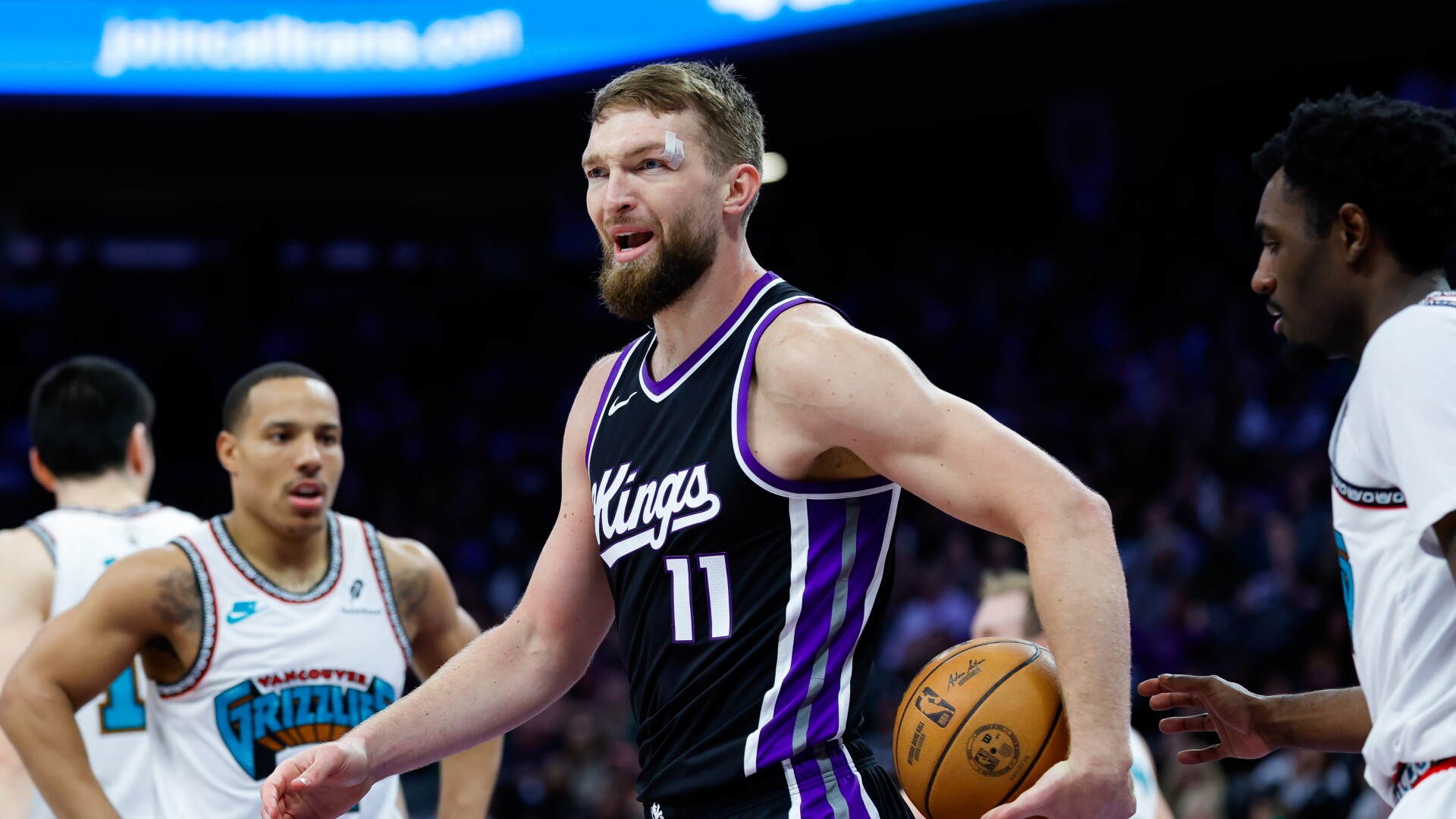 Kings' Domantas Sabonis rolls ankle Monday, expected to miss more time