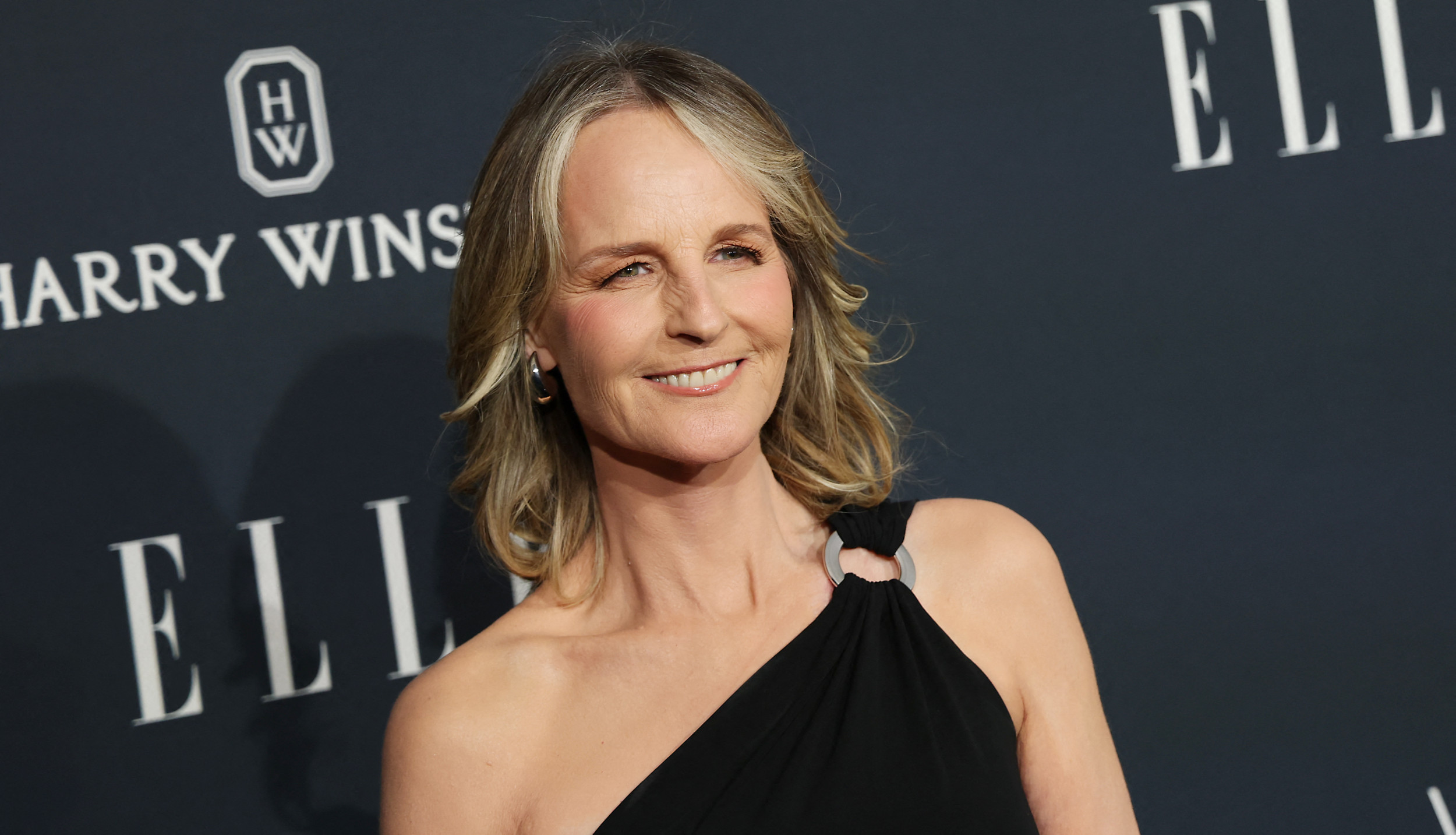 Helen Hunt, 61, Looks Nearly Unrecognizable in New Makeup-Free Selfie