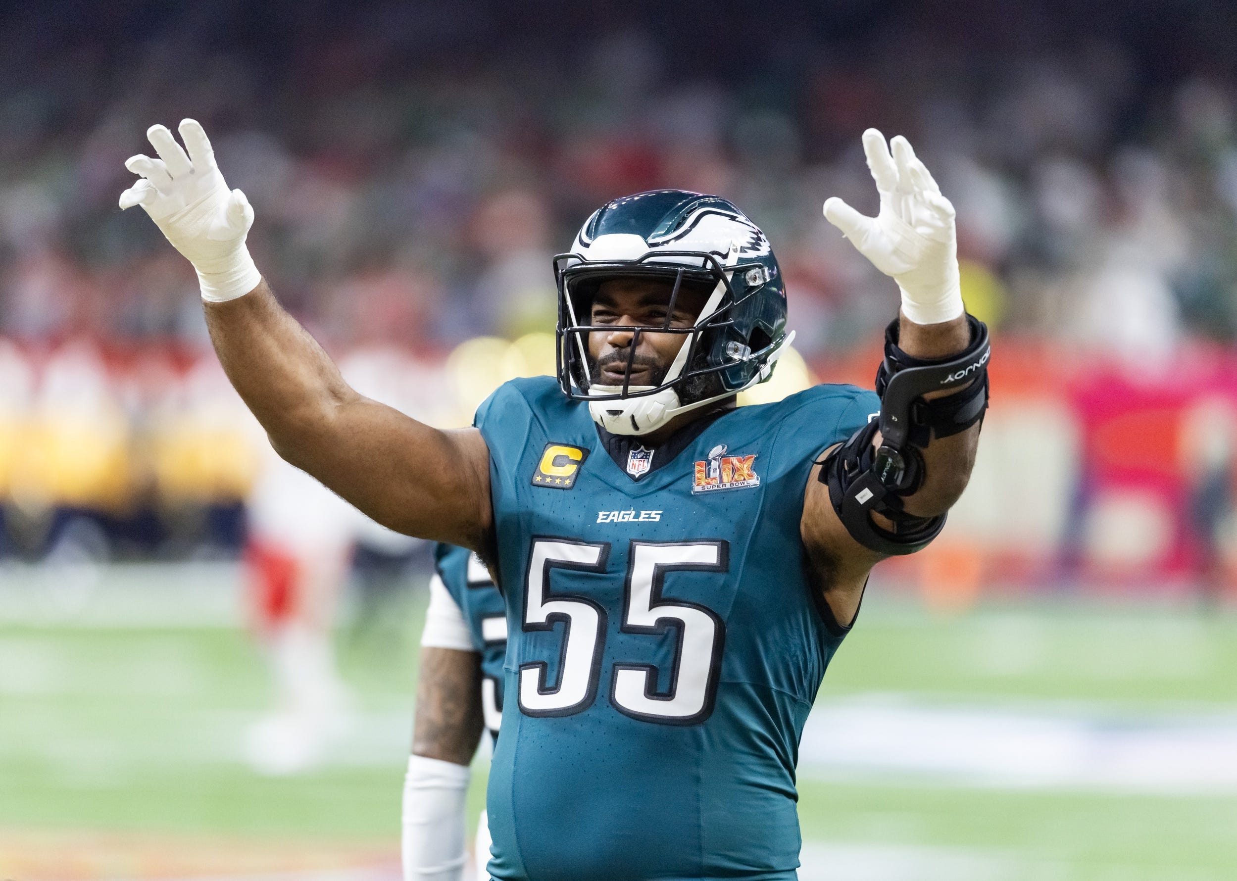 Detroit native and Eagles DE Brandon Graham retires after 15 seasons