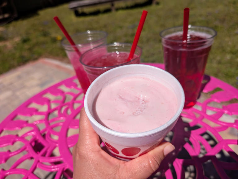 I Tried All of Chick-fil-A's New Pineapple Dragonfruit Drinks, and the ...