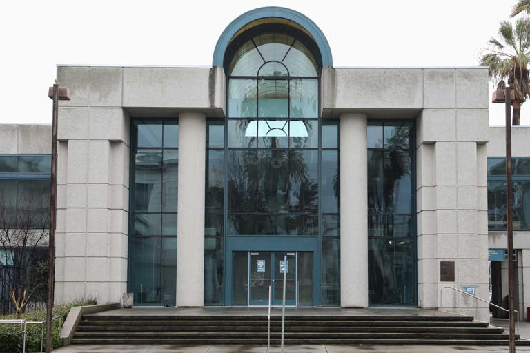 California chief justice says ICE officers aren’t welcome in state ...