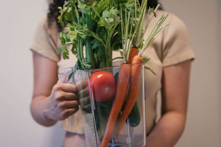 Unlock Natural Sleep: The Power of Celery Juice for Insomnia Relief