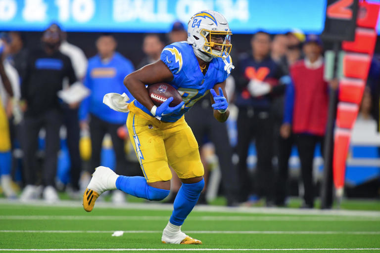 NFL free agency: Jets address light position group with Stone Smartt ...