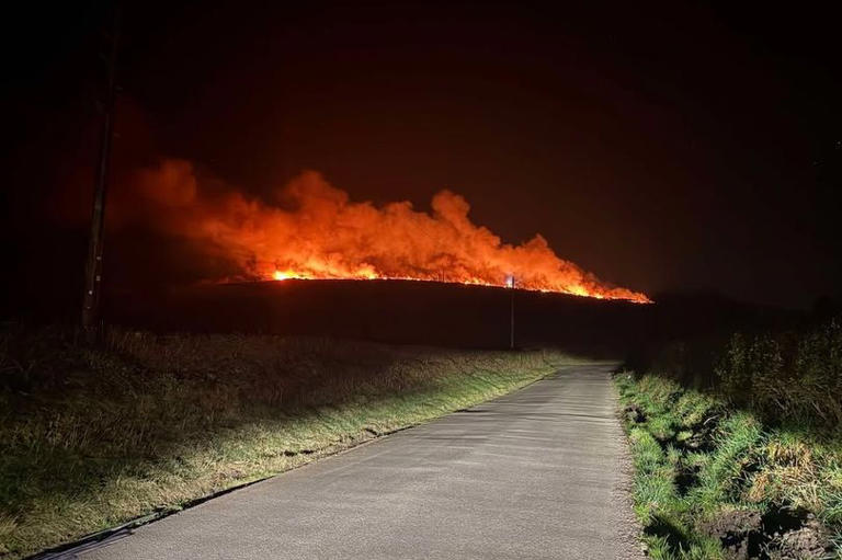 Huge mountain fire seen for miles in Swansea