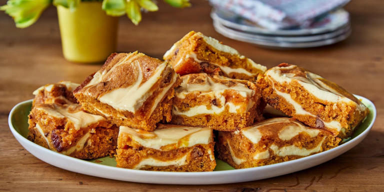 Carrot Cake Bars Are Way Easier Than Baking a Whole Cake