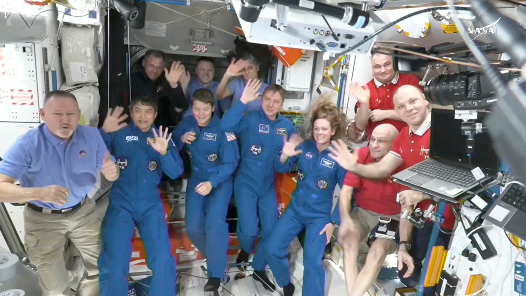 Recap: NASA astronauts return in SpaceX capsule after 9 months in space