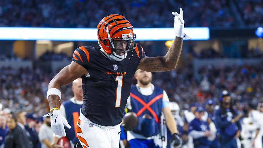 Ja'Marr Chase Had a Perfect Five-Word Reaction Upon Signing Record ... Ja'Marr Chase Had a Perfect Five-Word Reaction Upon Signing Record ...