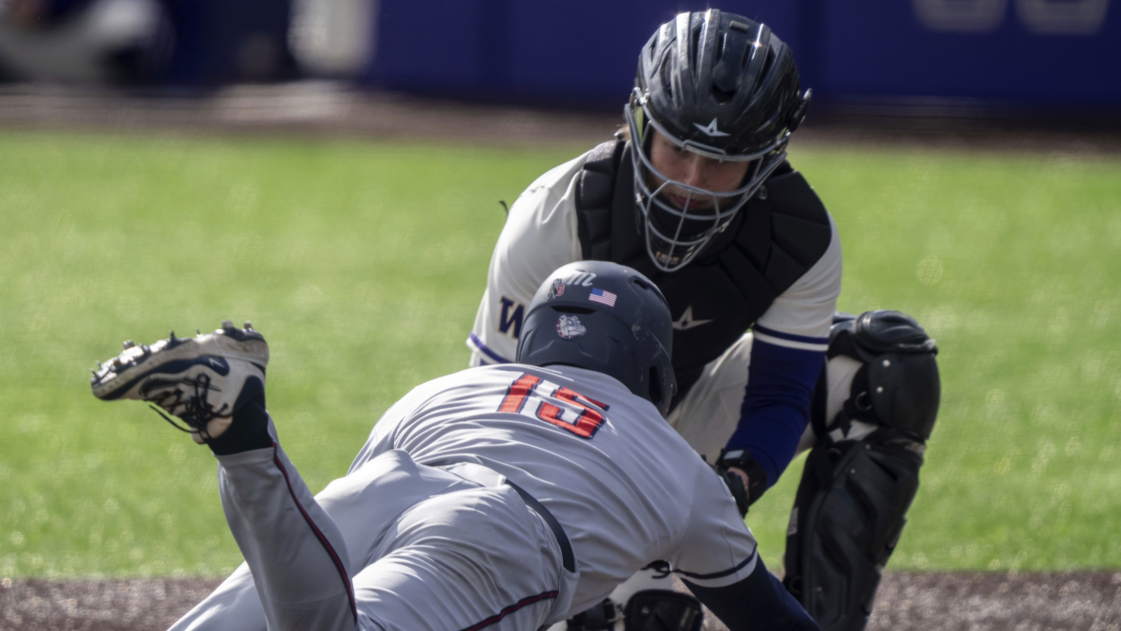 Beisbolista de la Universidad de Michigan se disculpó por celebración ...