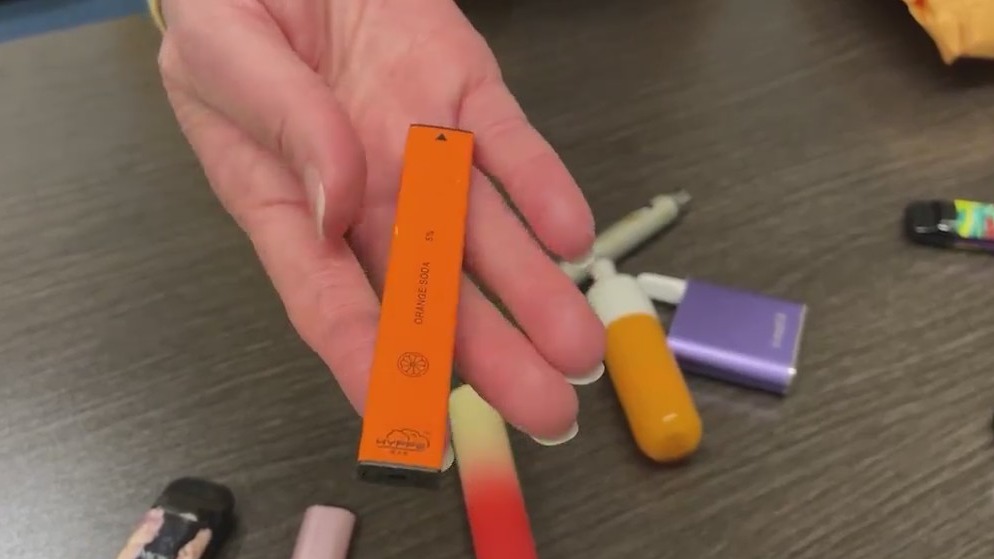 El Cajon moves forward on banning the sale of hidden vaping devices