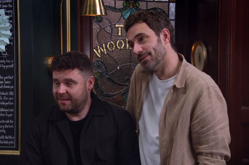 Emmerdale return 'sealed' after 6 years as icon set to 'stop wedding'