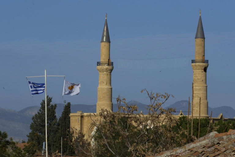 UN chief praises new talks on reviving the peace process for divided Cyprus