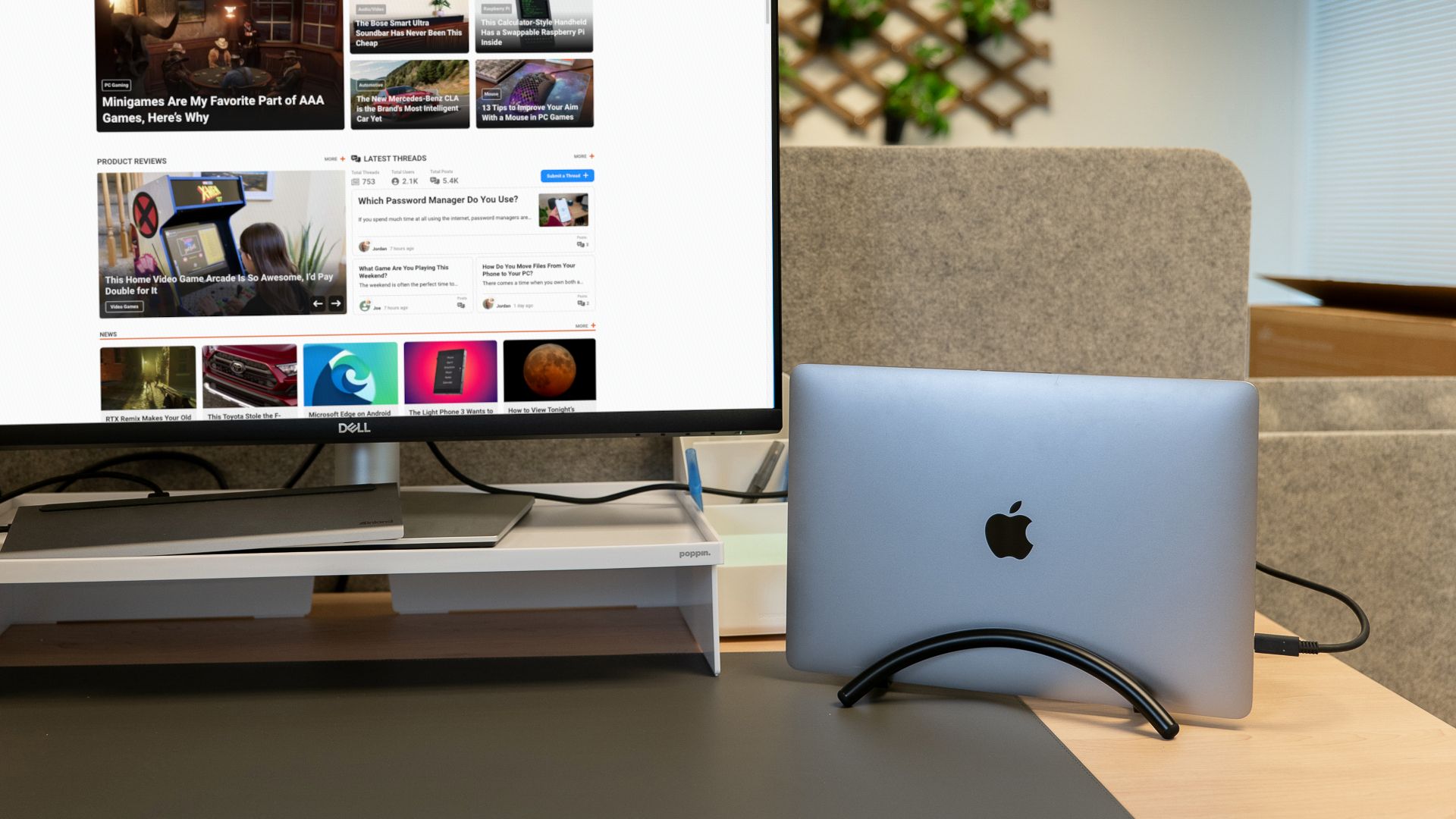 Using Your MacBook as a Desktop Mac Is Easier Than You Think