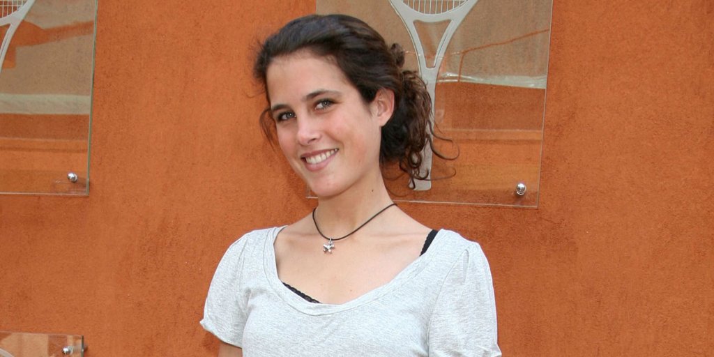 « Je m'estime extrêmement chanceuse » - Clémence Castel en dit plus sur ...