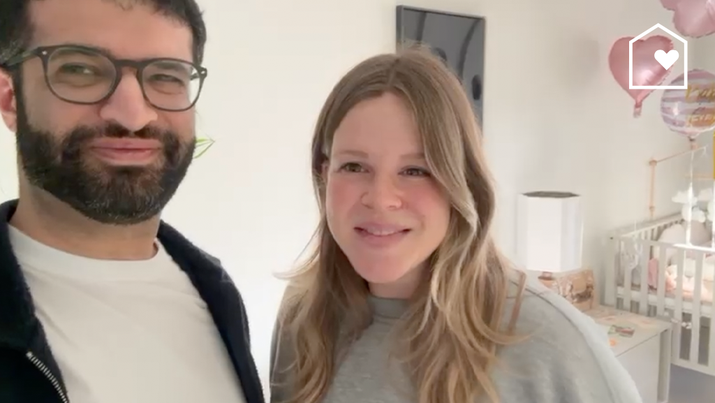 Marlou en Ferdos over eerste weken ouderschap: 'Het is enorm genieten'