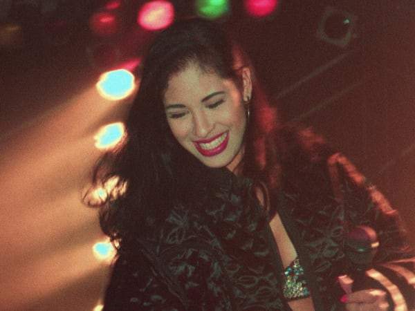 New Selena documentary features unseen footage and family members