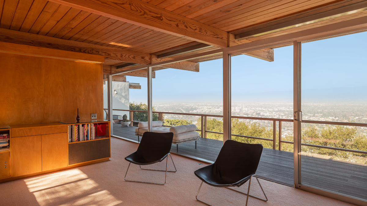 The Linn House in Photos