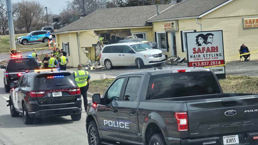 Two seriously injured after car crashes into Louisburg, Kansas hair salon Two seriously injured after car crashes into Louisburg, Kansas hair salon