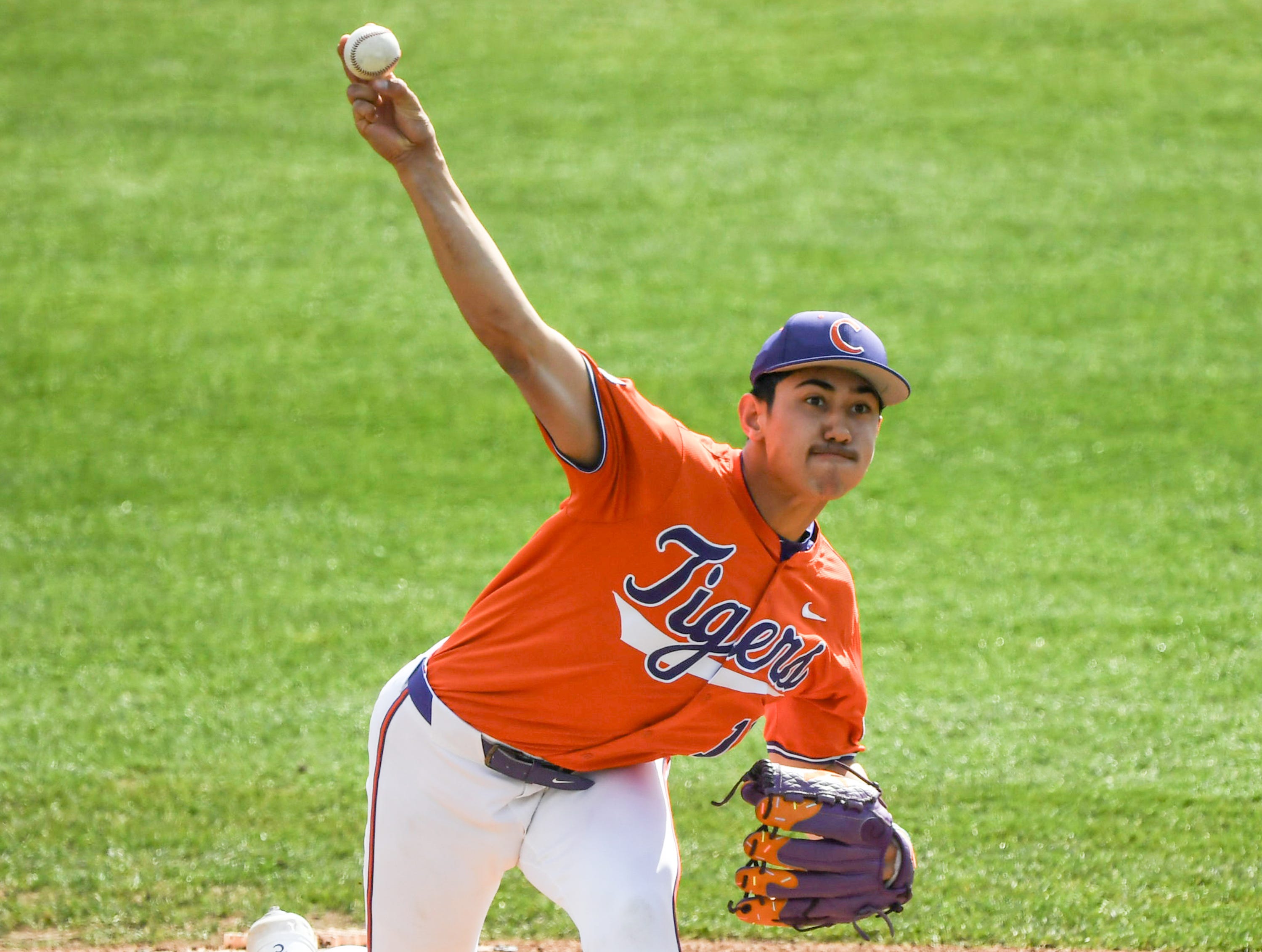 Clemson baseball pitcher earns prestigious national honor