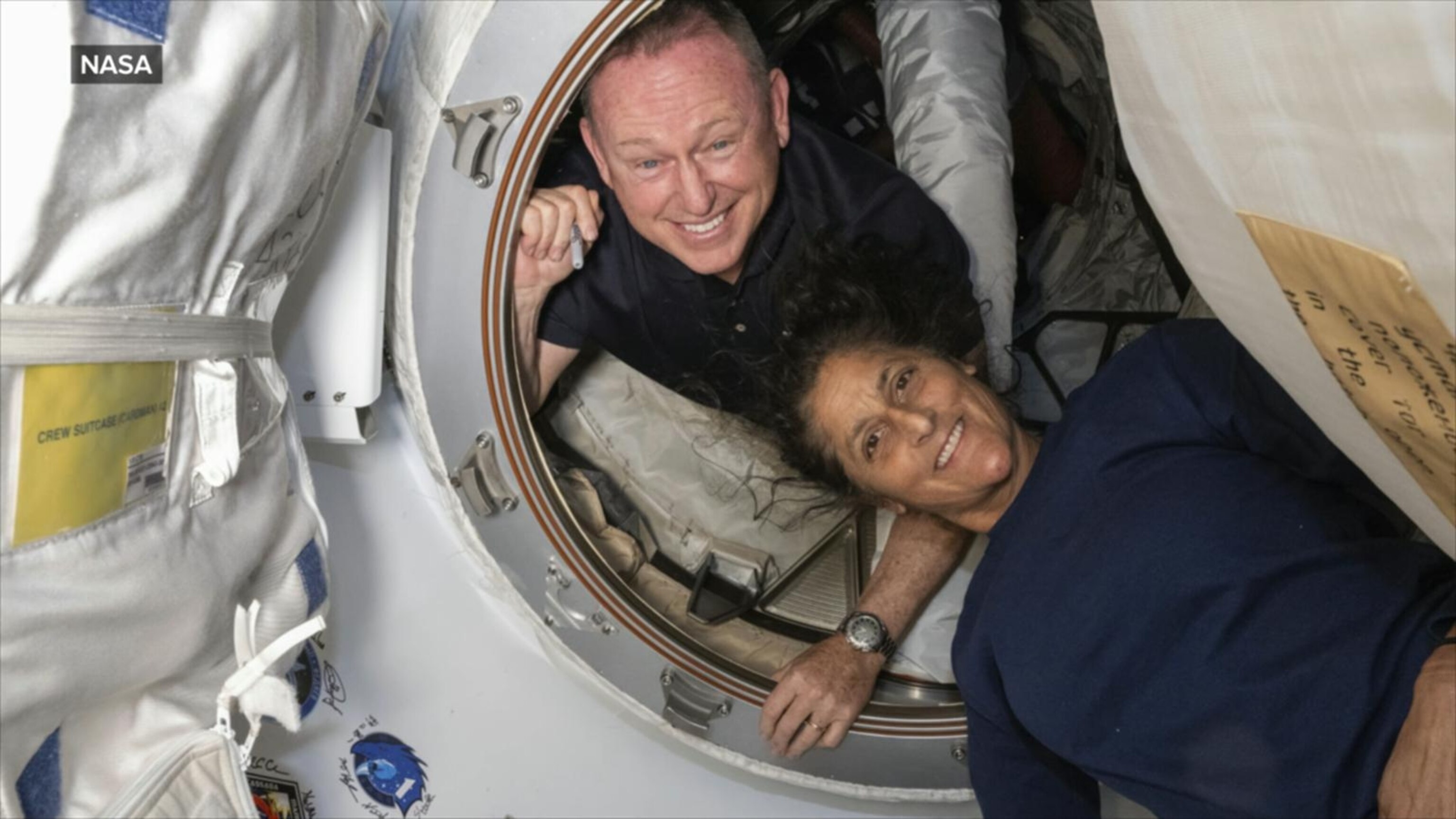 SpaceX Dragon capsule carrying US astronauts set to splashdown off ...