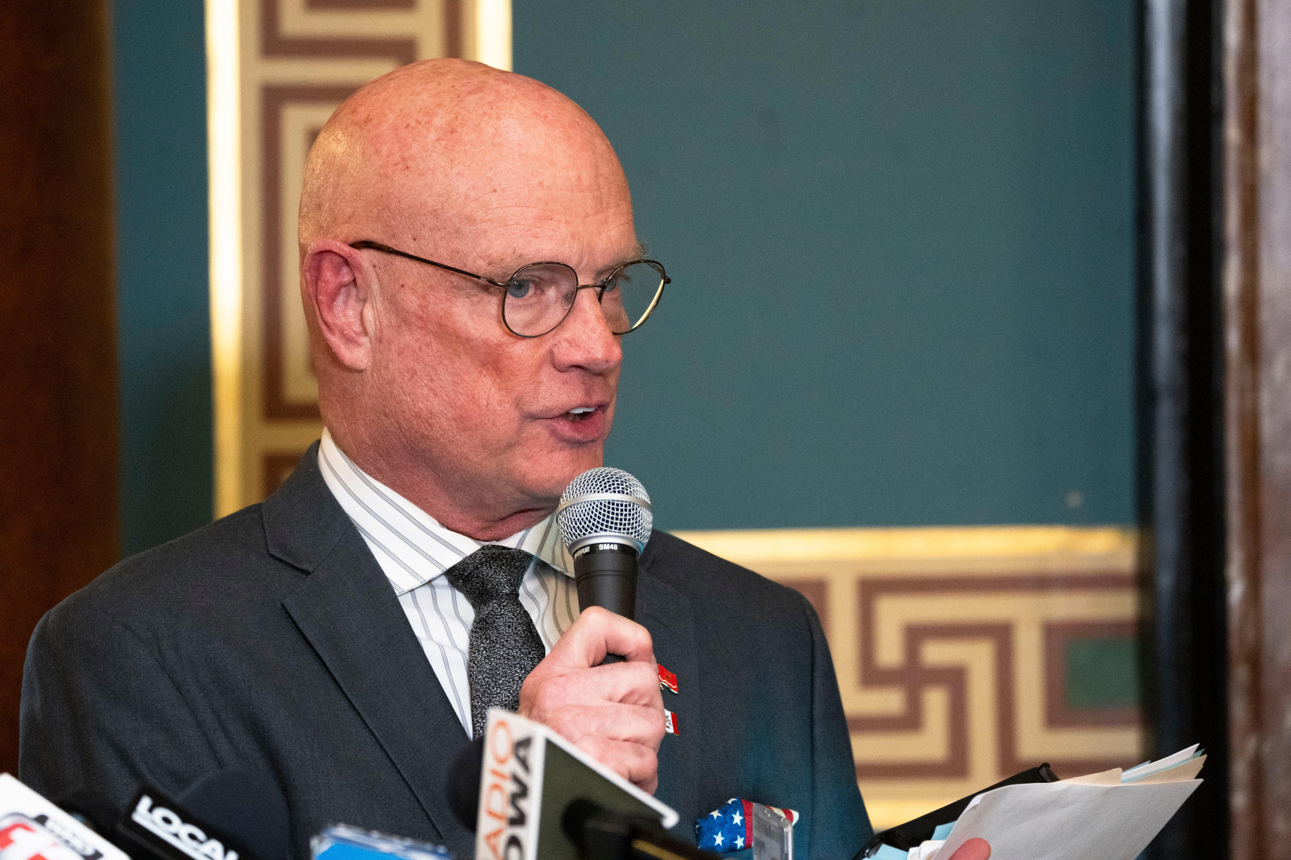 Iowa House votes to lower the age to own and carry a handgun to 18 ...