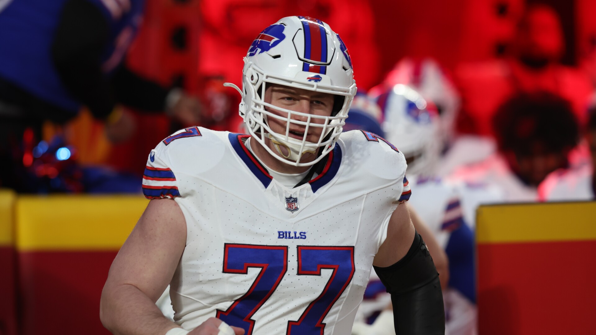OL Will Clapp signs a one-year deal with Saints