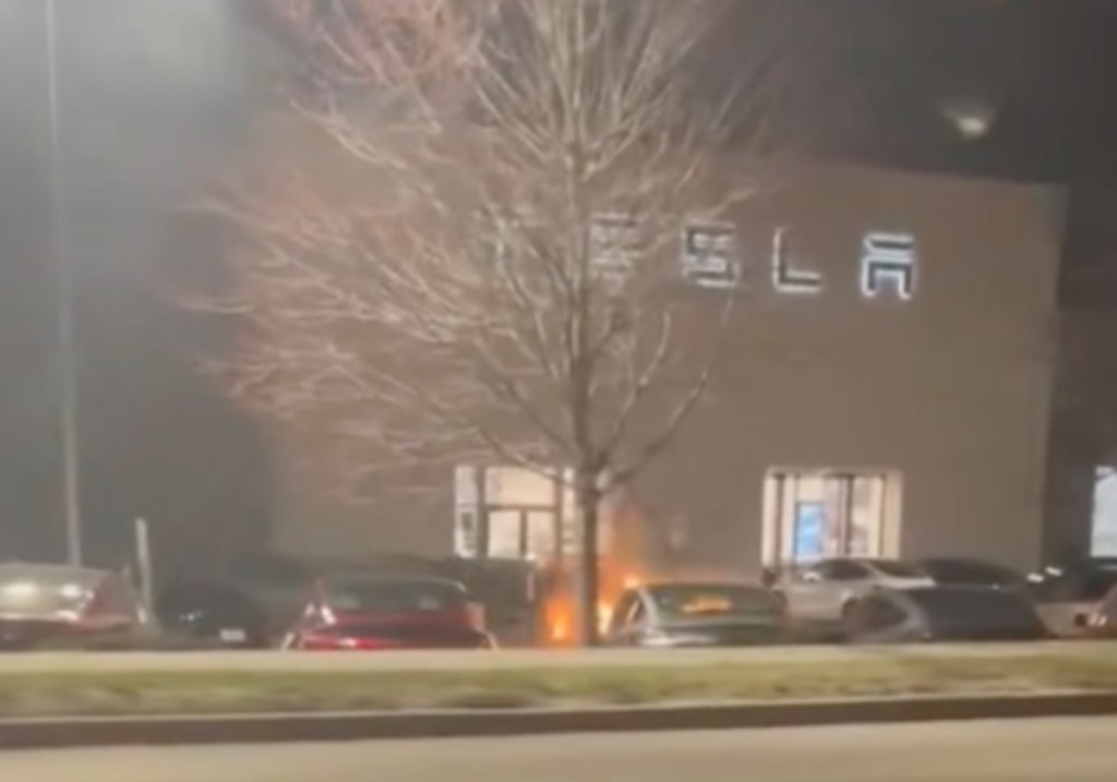 Arson suspected as Tesla vehicles burn at Las Vegas, Kansas City facilities
