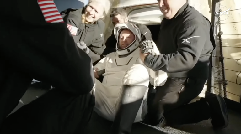 In photos: NASA astronauts return to Earth after 9 months in orbit