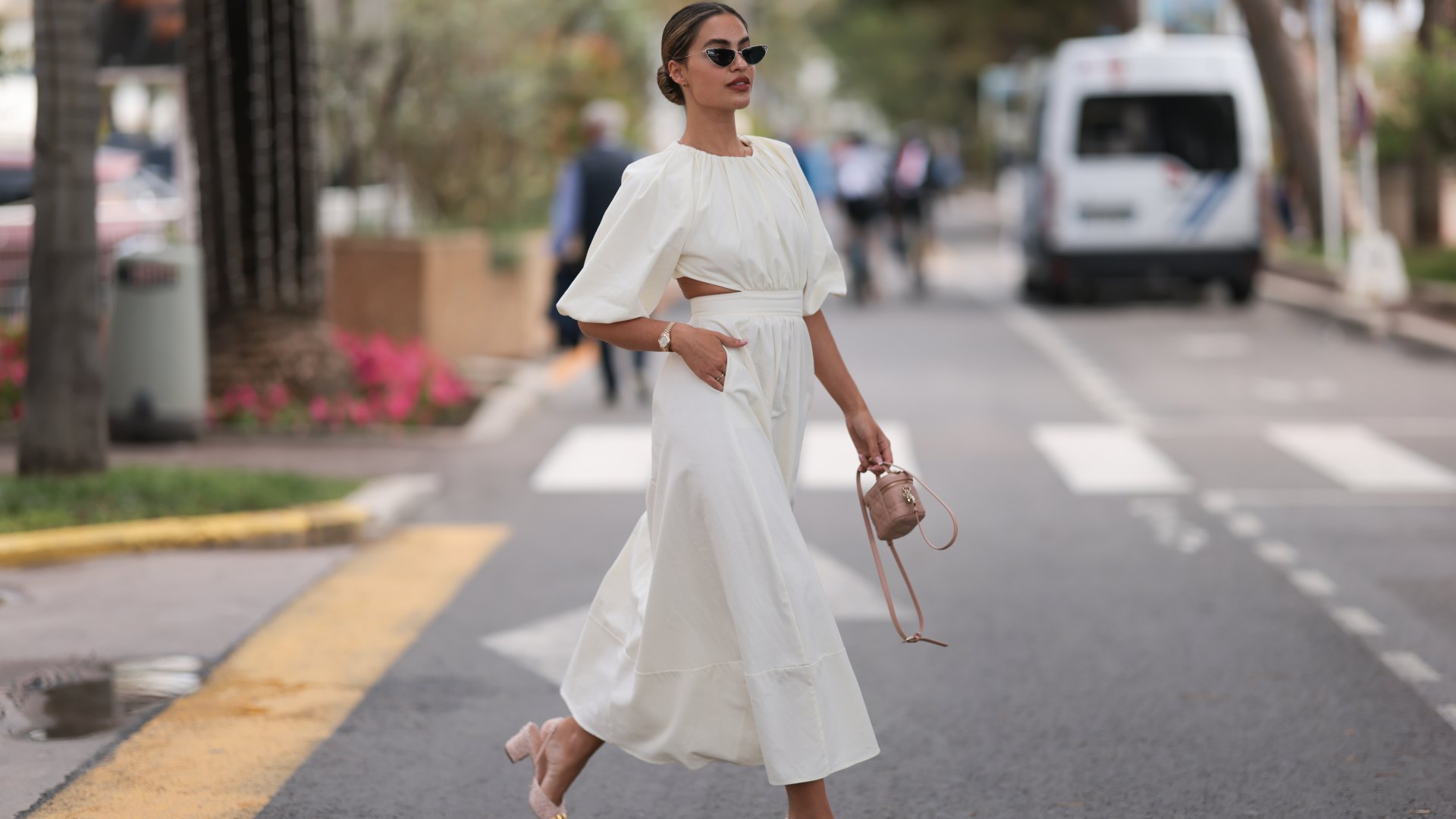 17 Tummy-Hiding Dresses That Make You Look Instantly Polished