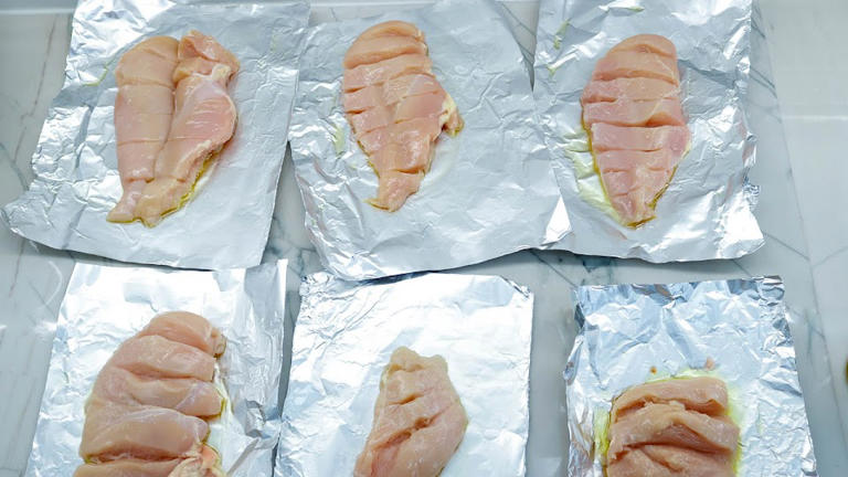 These Italian Chicken Packages Are An Easy One-pan Summer Dinner