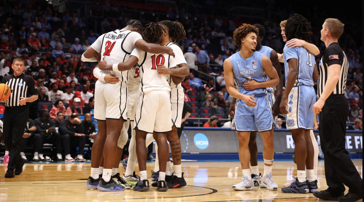 Final Stop, First Four – Tar Heels Stomp All Over Aztecs, Win by 27 to ...