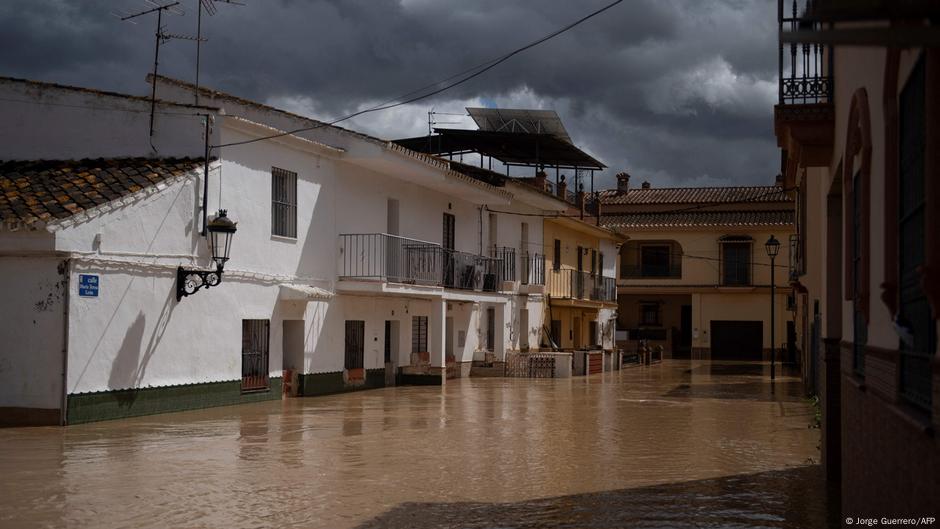 Tormenta Laurence deja un muerto y dos desaparecidos en España