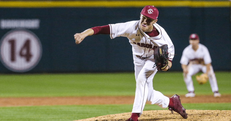 South Carolina comes from behind with a three-run seventh to snatch ...