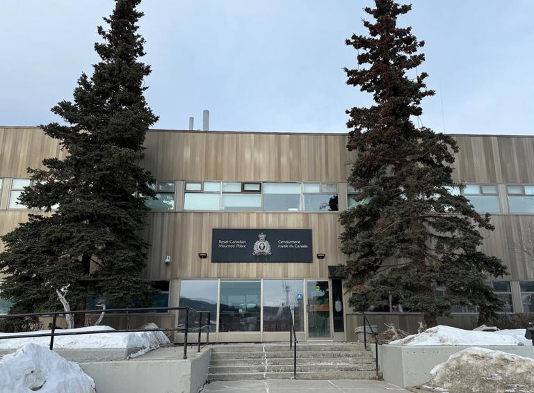 Whitehorse RCMP investigate shooting that sent teen to hospital