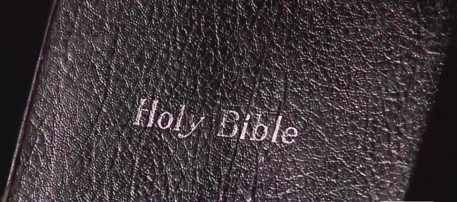 Texas Senate approves bill to put prayers in public schools