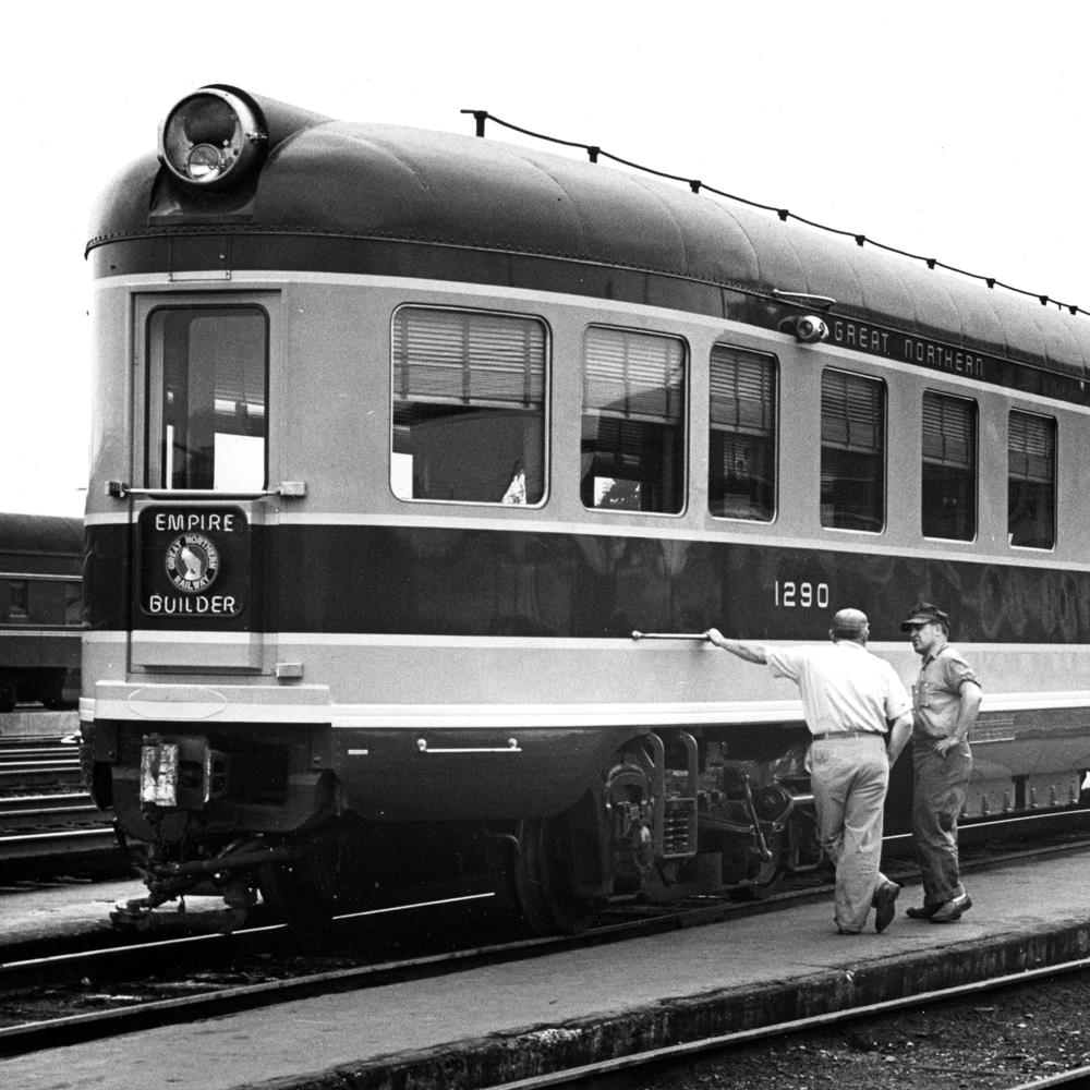 Observation car lights