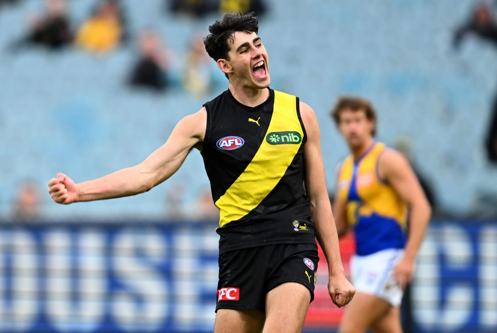Richmond eye youngsters to replace suspended Tom Lynch