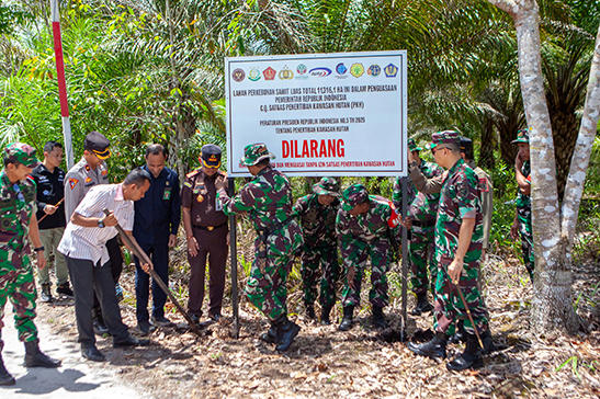 Satgas PKH Segel Kebun Milik PT Borneo Eka Sawit di Palangka Raya