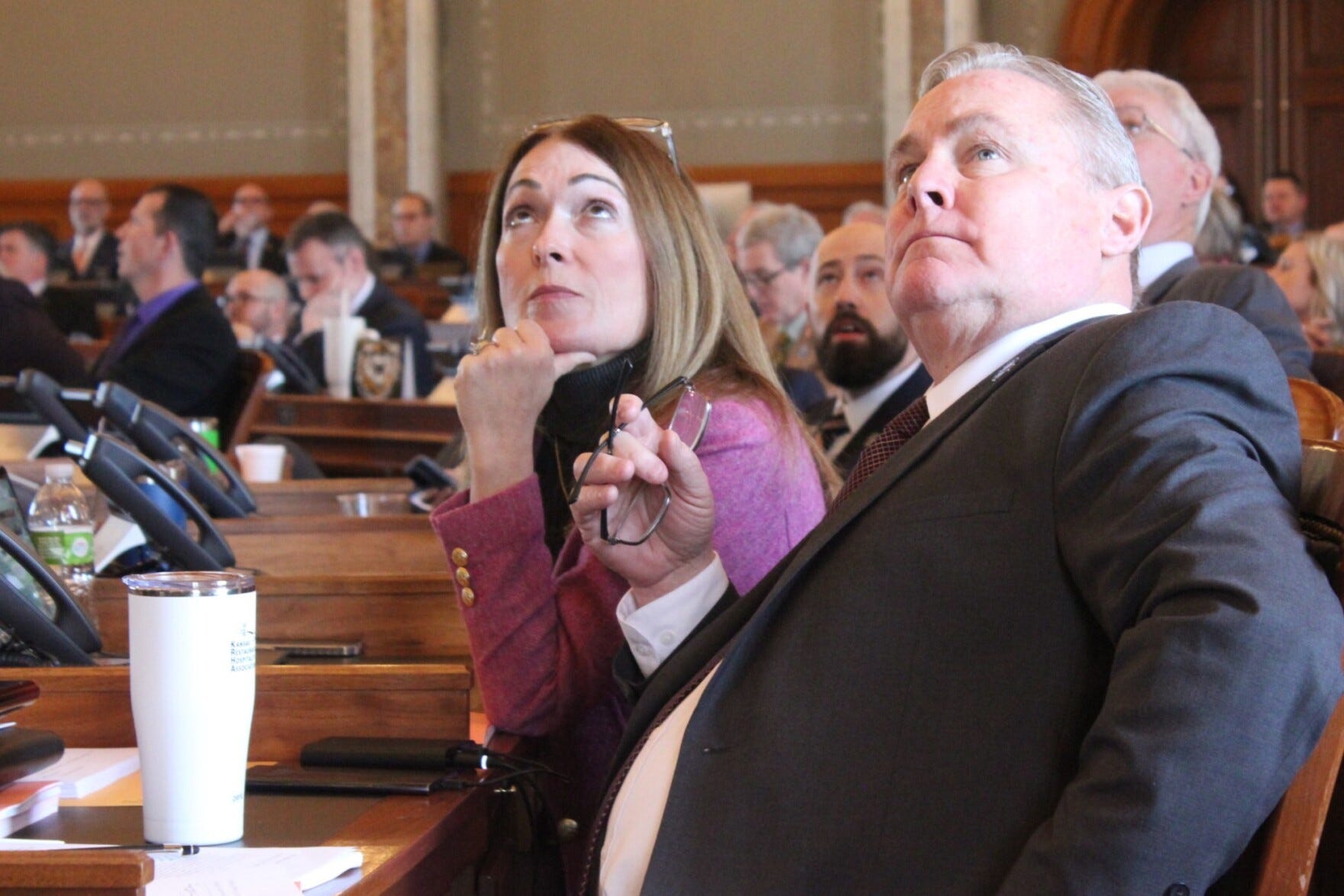 Kansas lawmakers want to cut tax credit building thousands of ...