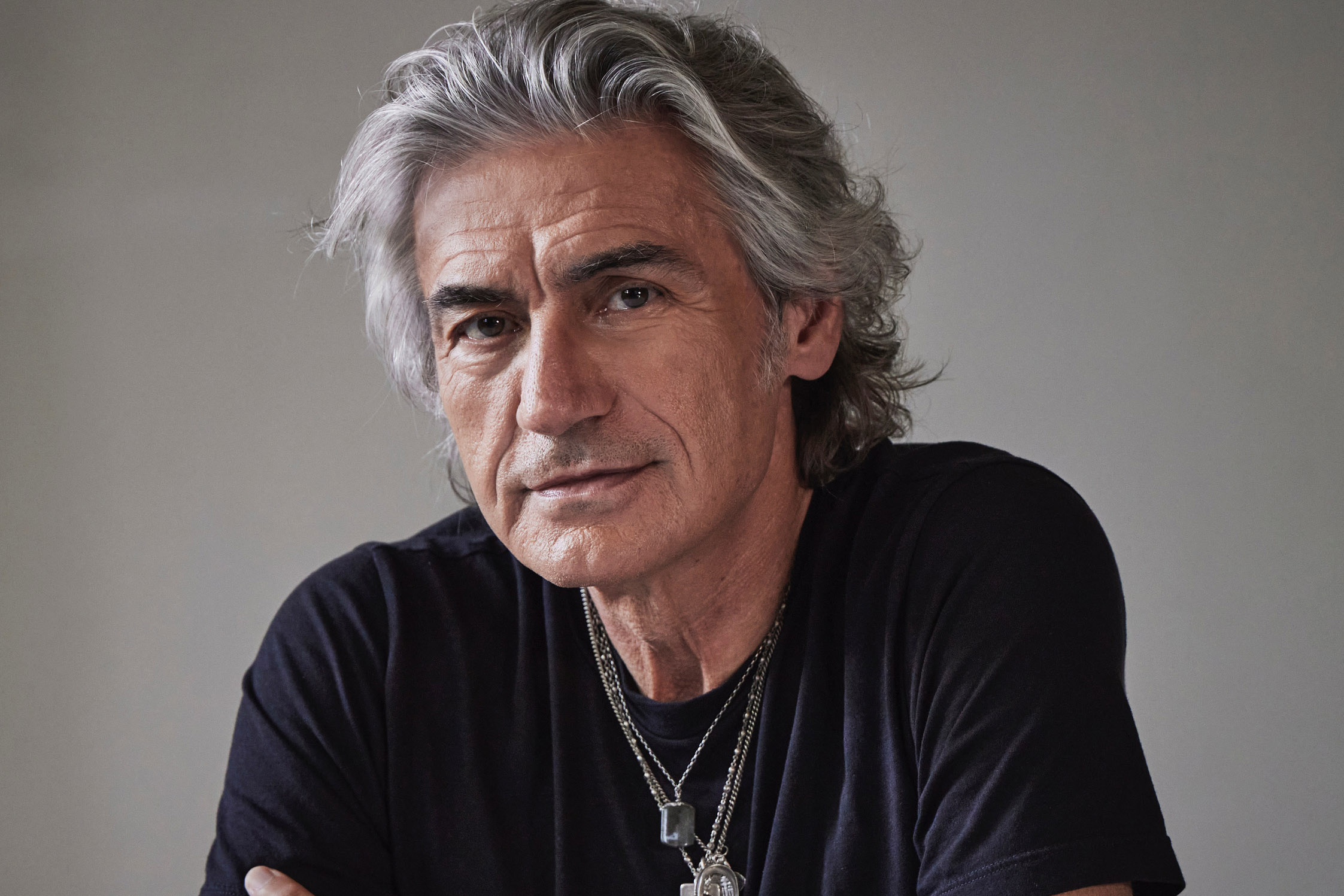 Luciano Ligabue, niente note dolenti per il rocker: boom di utili e ...