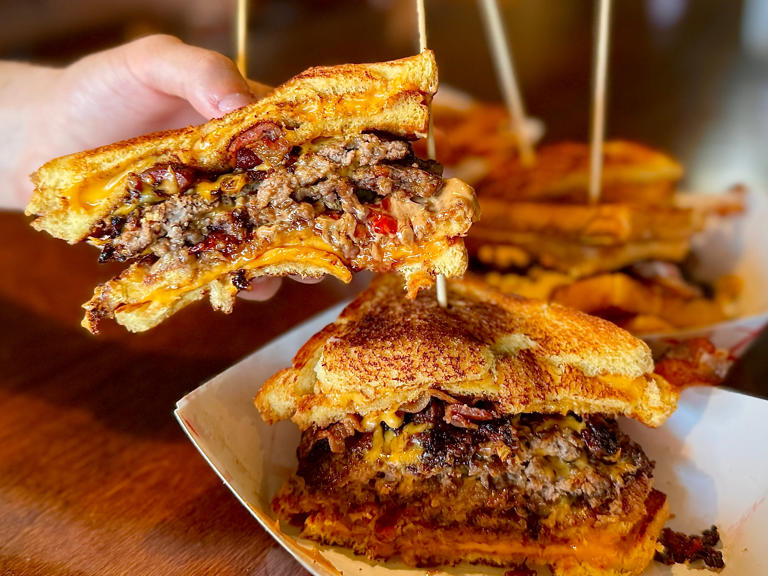 Critic's picks: 11 best burgers in Florida, including this one in West ...
