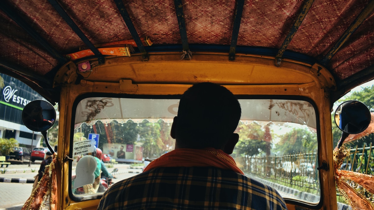 Chennai Auto Drivers Stage 12-Hour Strike Over QR Code Mandate, Demand ...