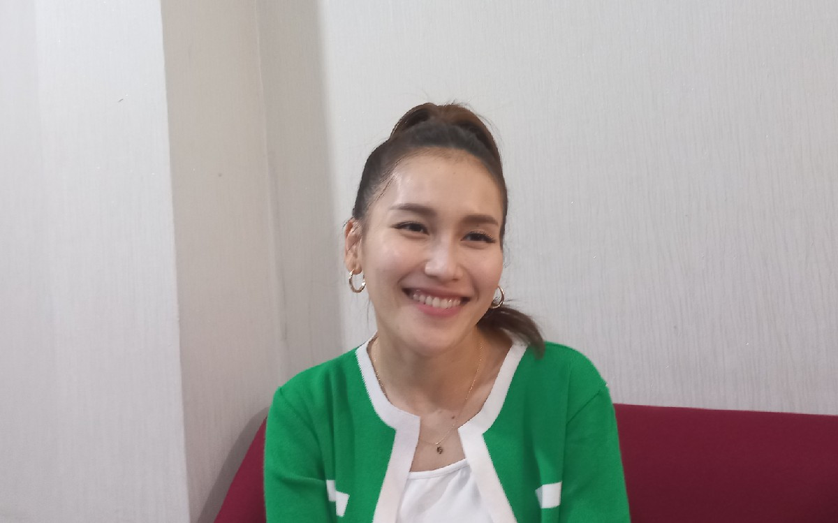 3 berita artis terheboh: Ayu Ting Ting ungkap status, Nirina terlibat ...