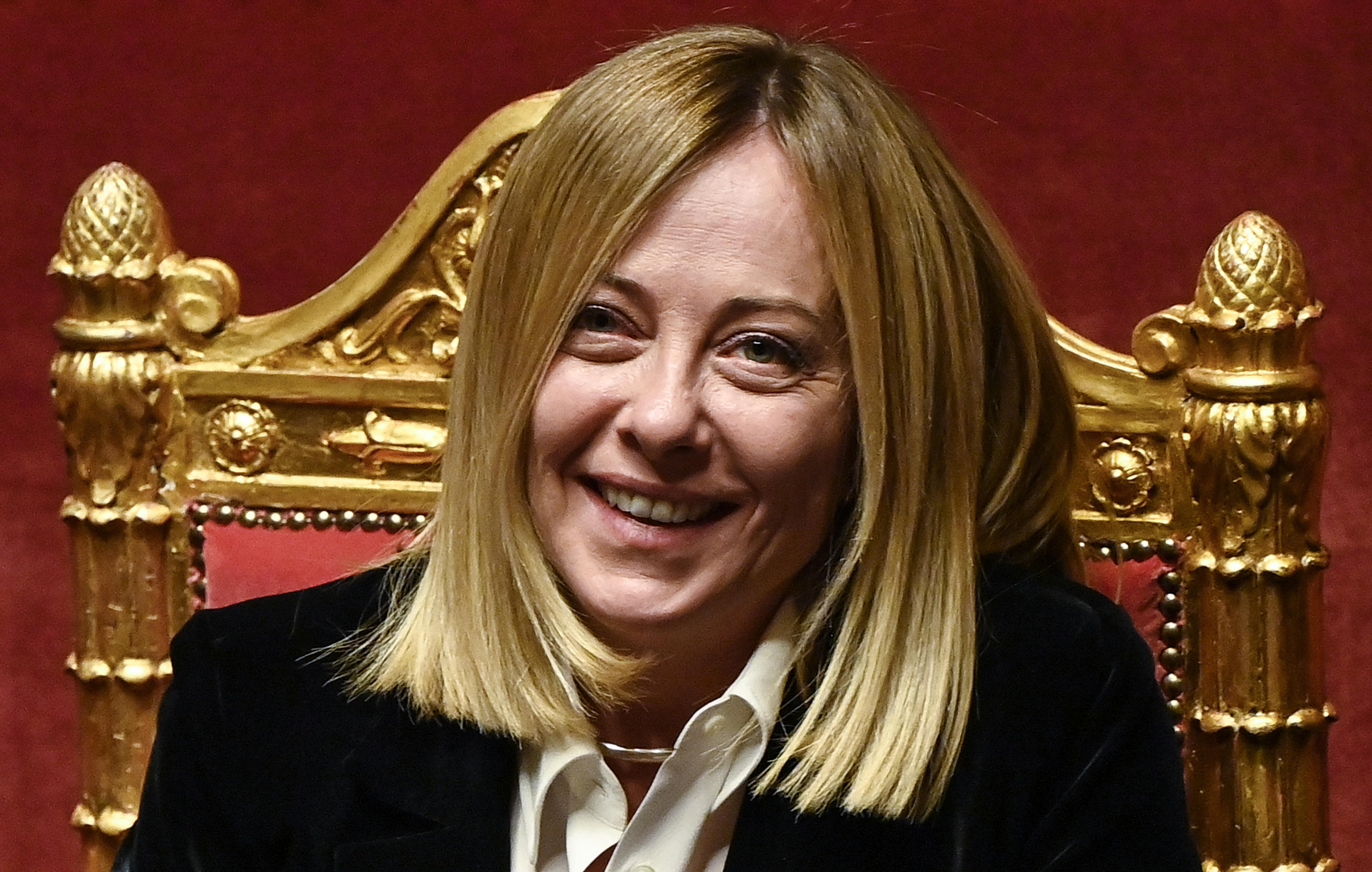 Meloni, auguri a tutti i papà, con mamma la parola più bella