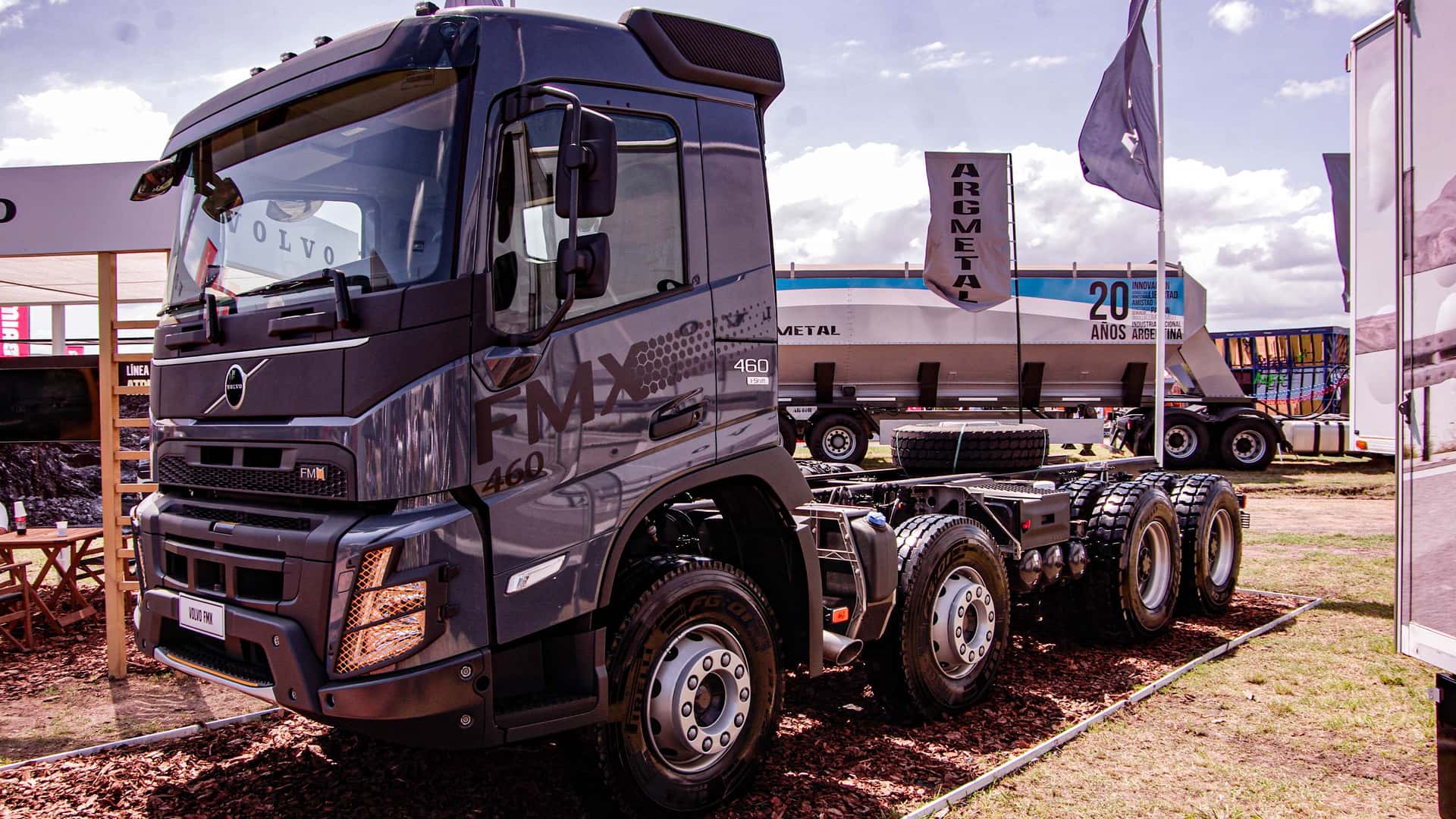 Volvo Trucks: seguridad e innovación en Expoagro 2025