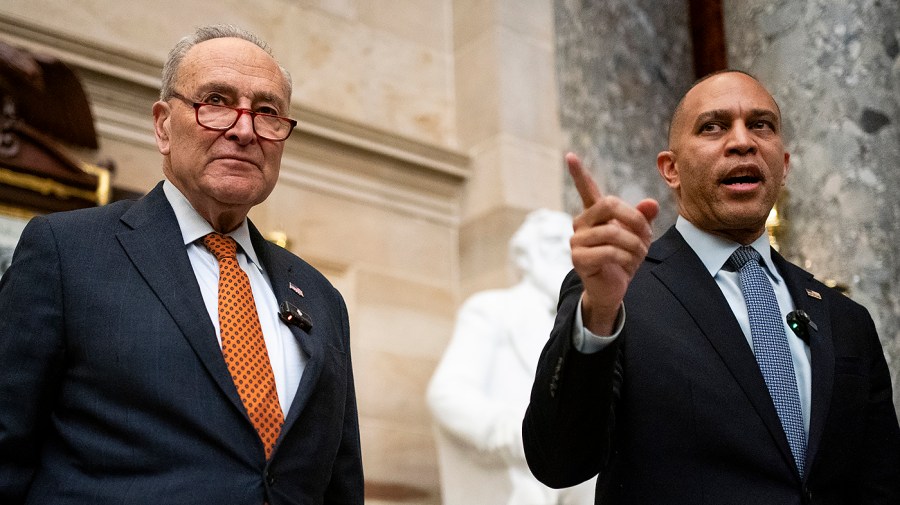 Distrust dogs Democrats as they prepare for battles with Trump