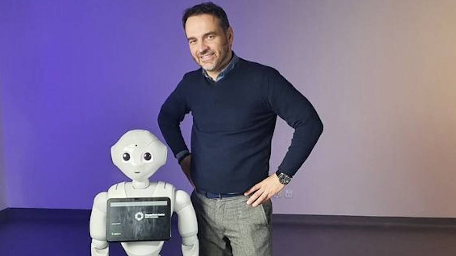 Ponen un robot al mando de una empresa y lo que pasa dice mucho del ...