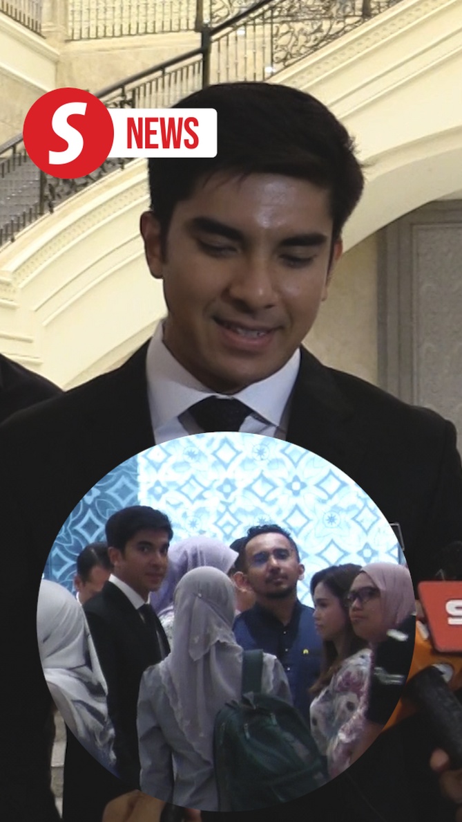Bella is an extraordinary woman – Syed Saddiq