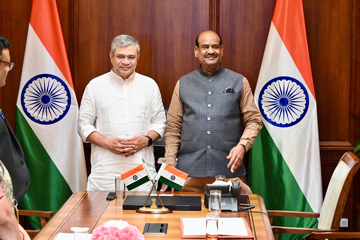 Lok Sabha signs MoU with Meity for AI-powered initiatives in House