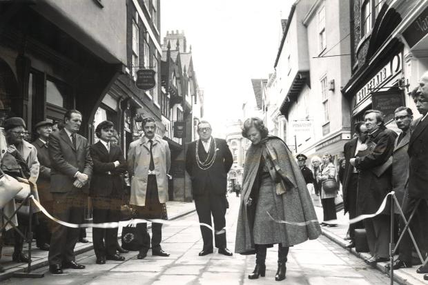 York in 1975 - 10 photos of people, places and events of the past