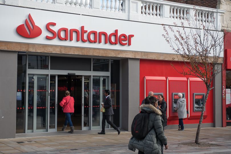 Santander to close another 95 branches putting 750 jobs at risk